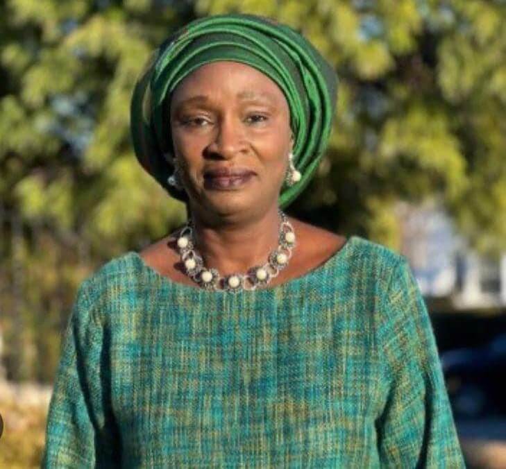 Portrait - Yacine Fall : une diplomate, économiste et polyglotte pour ...